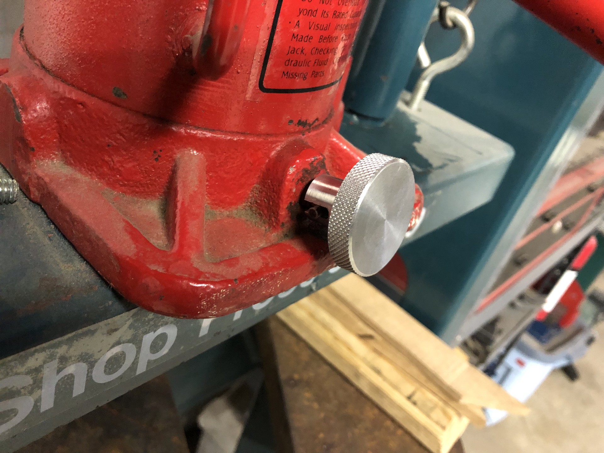 Knurled Knob for Hydraulic Press! – Knox Makers